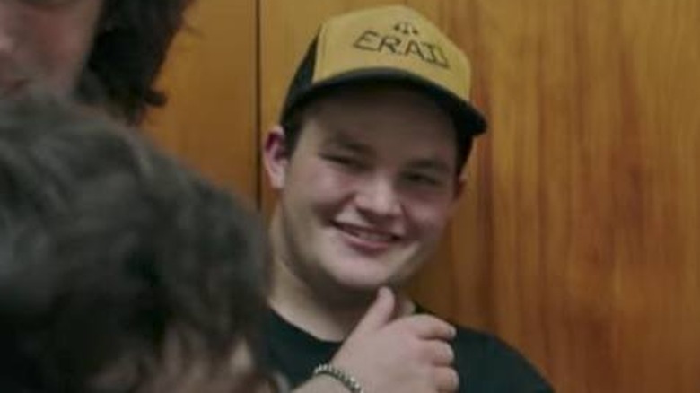 What is written on Belch's hat? : r/ItTheMovie